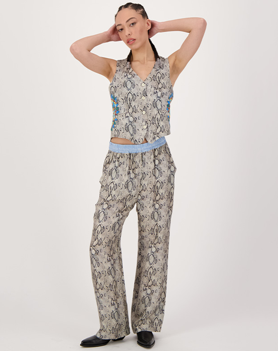 Cameron Snake Vest – Me369